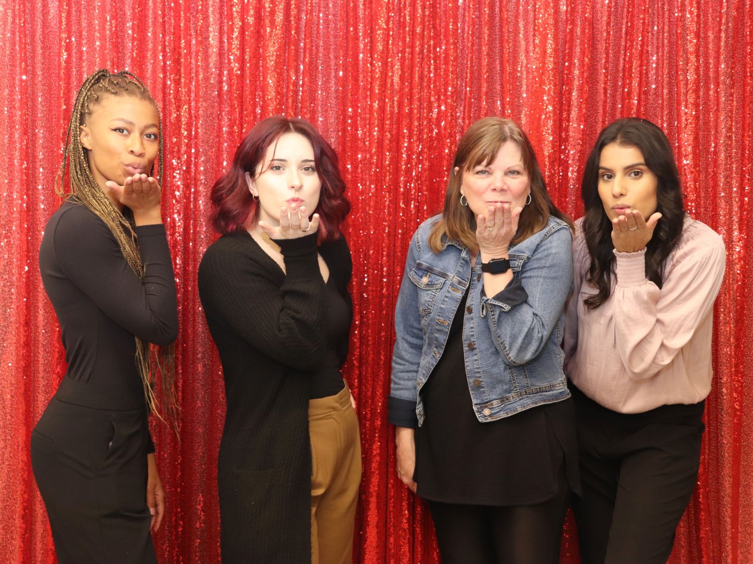 Open-Air Photo Booth Rental | Balloon Decor Service